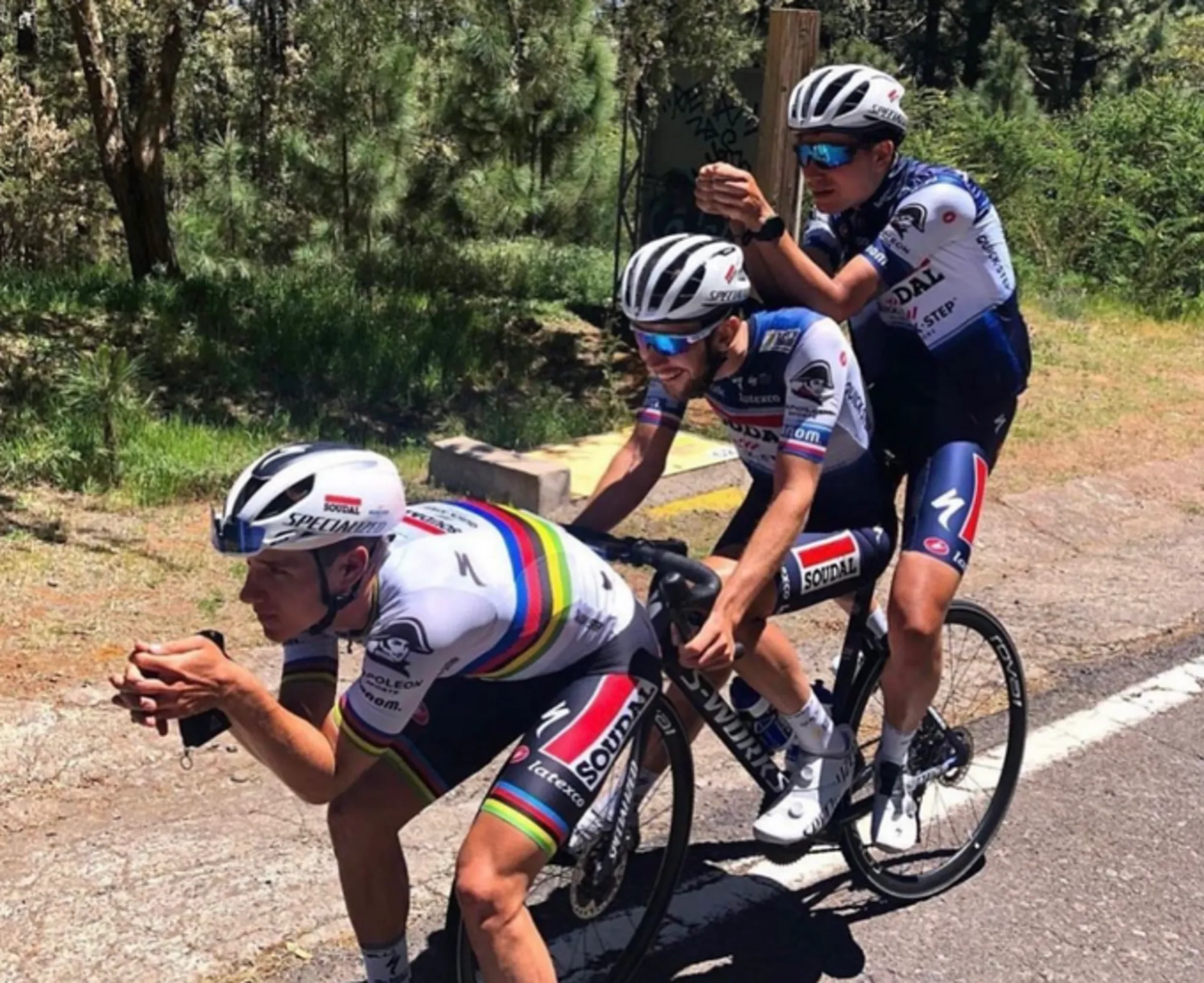 PHOTO: Remco Evenepoel tries out revolutionary new aerodynamic position