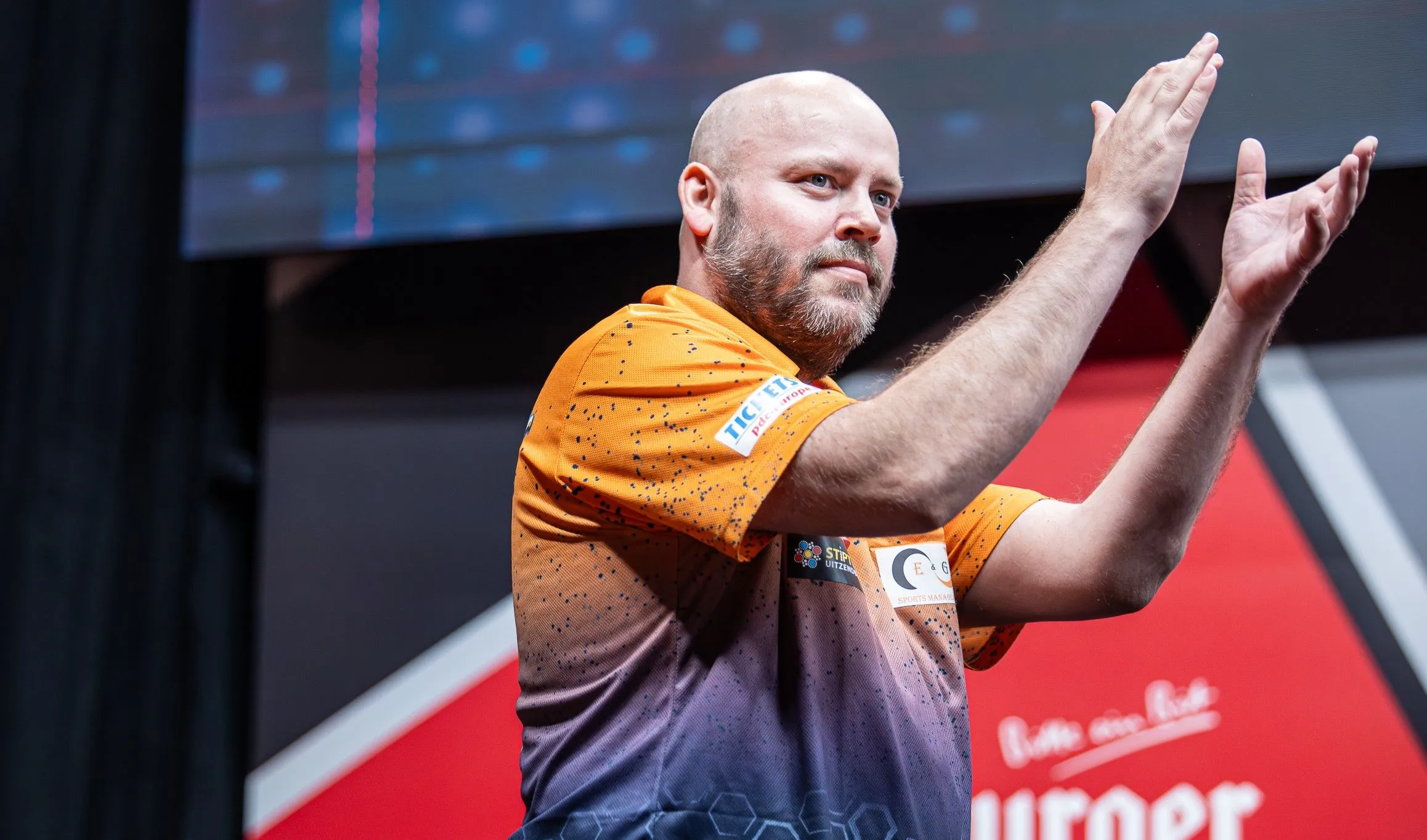Christian Kist throws nine-dart finish and wins tournament on PDC ...