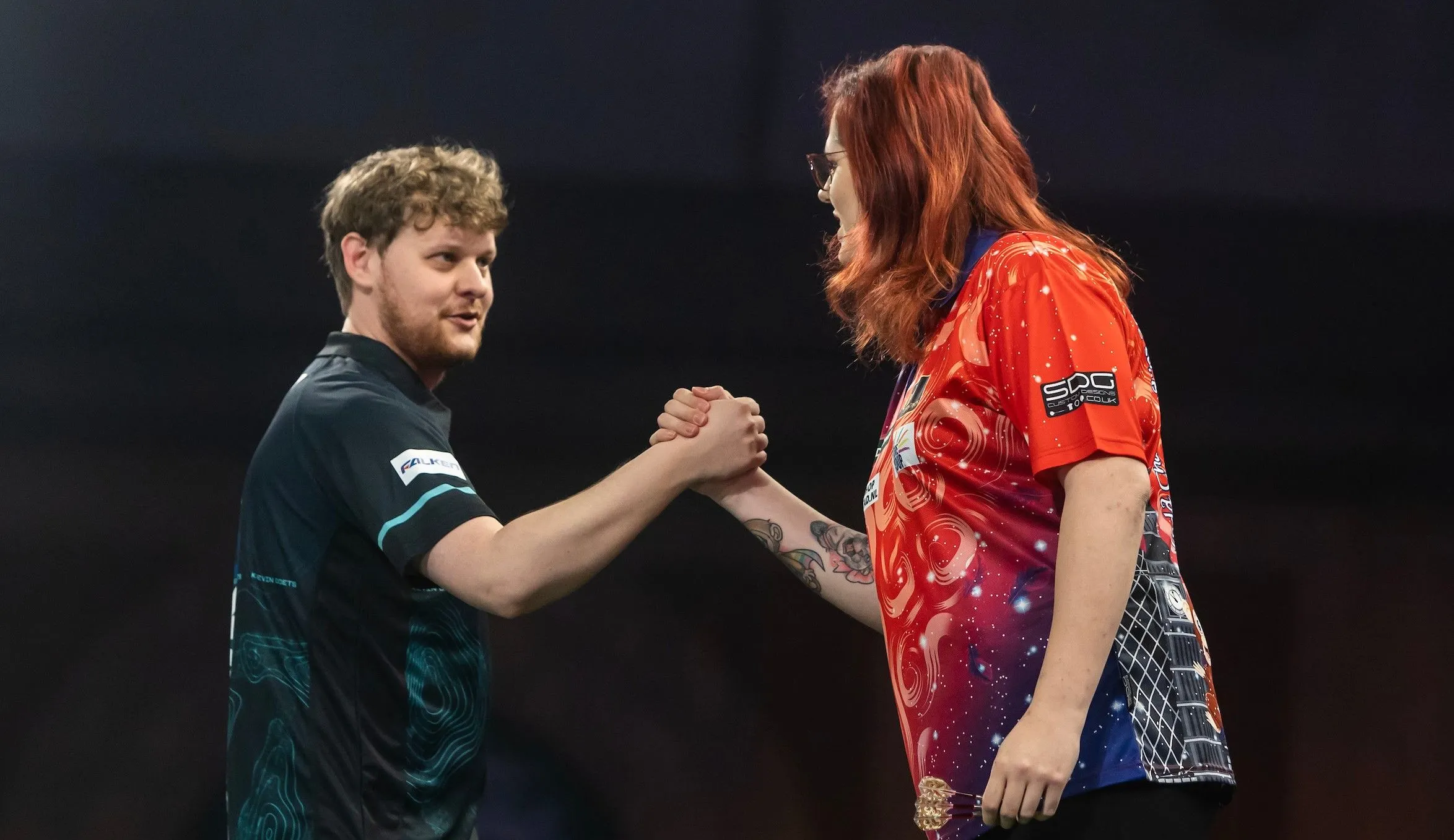 Kevin Doets prevents shock by debutant Noa-Lynn van Leuven at World ...