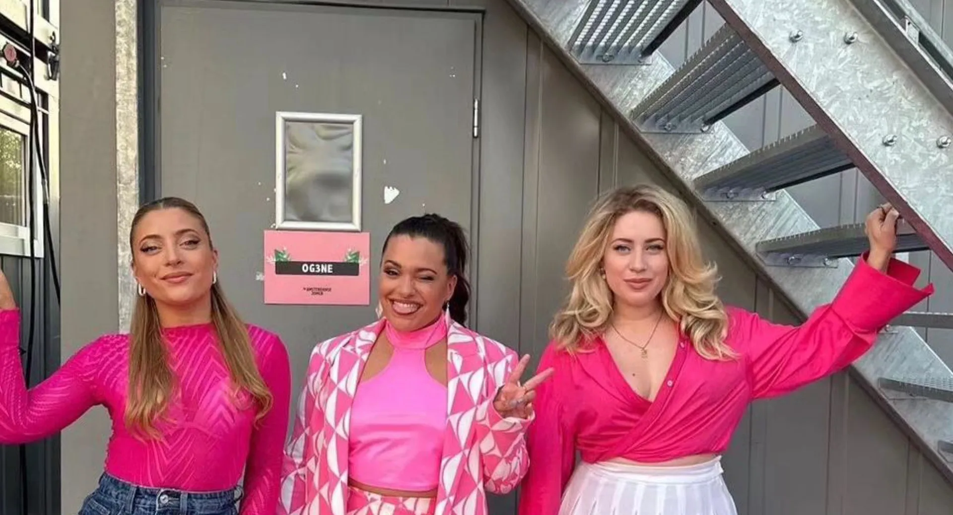 Wauw: Je herkent Lisa van OGENE echt niet terug op ontzettend gewaagde ...