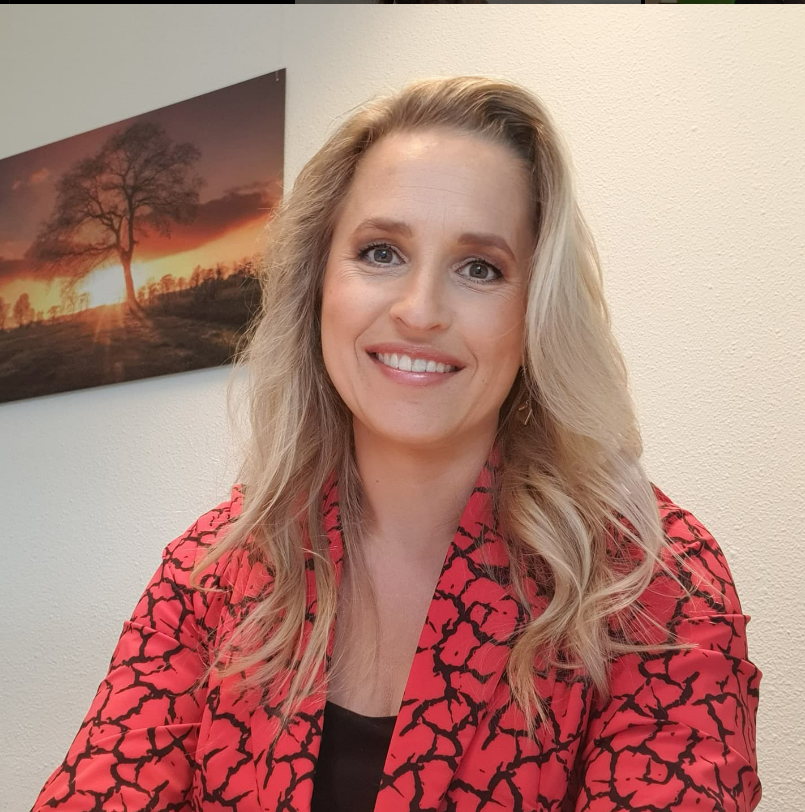 Nicolien Kroon | Alle nieuwtjes, foto's en weetjes over deze presentatrice | Mannenzaken.nl