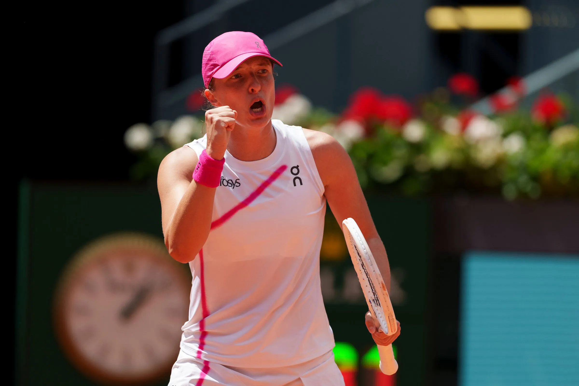 Swiatek Saves Match Point To Avoid Shock Loss To Osaka In Epic Clash At ...