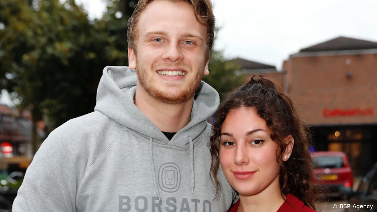 Familie Borsato keert ex-vriendin Daisy Piras wreed de rug toe | LOESOE