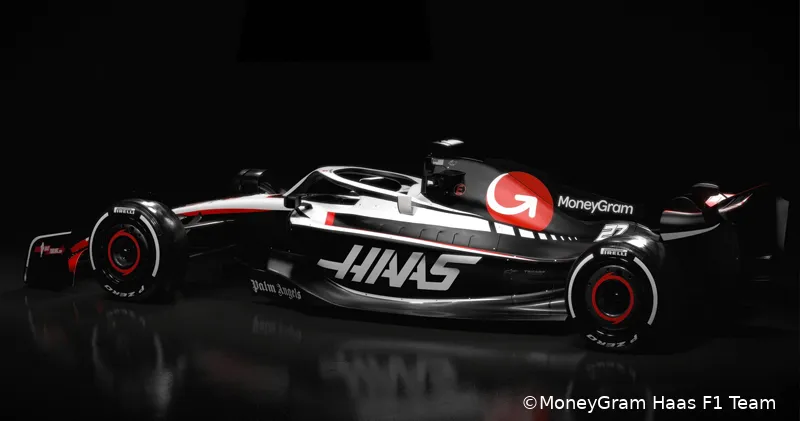 Foto. Een direct vergelijk tussen de nieuwe en oude Haas-livery | GP33