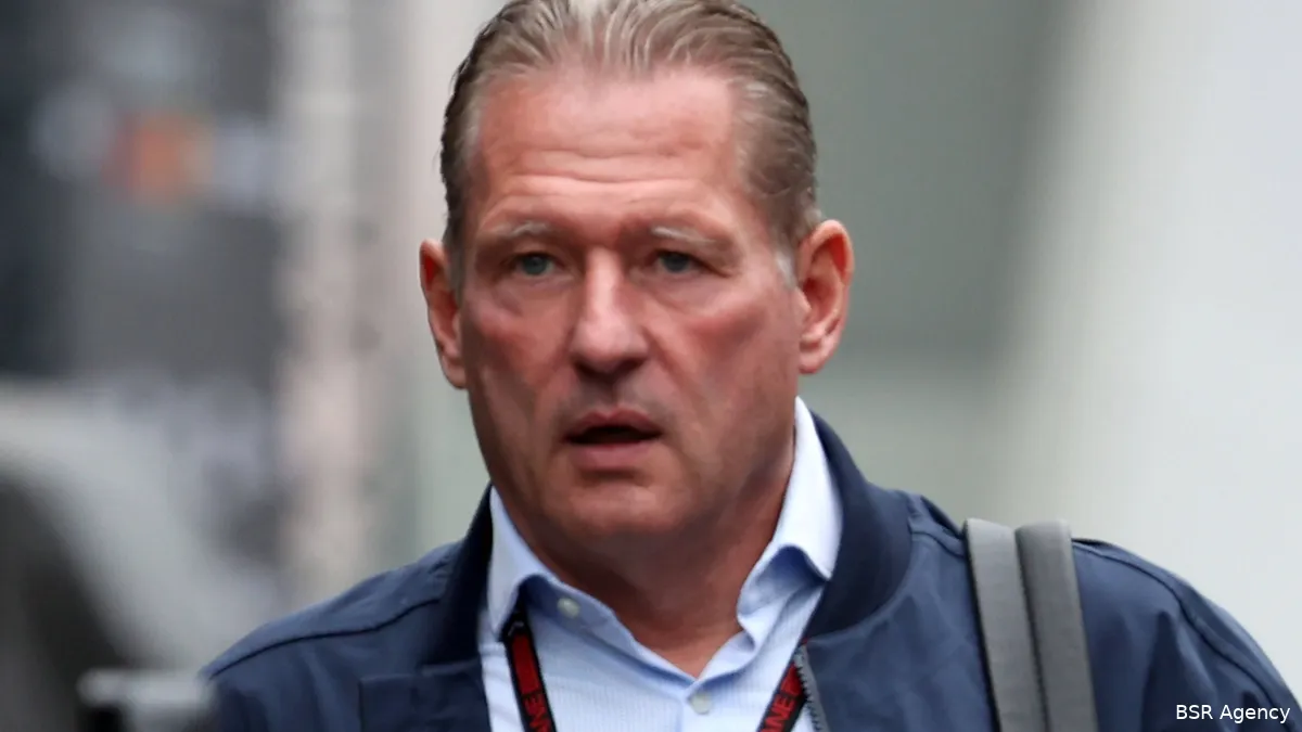 Jos Verstappen haalt hard uit naar Robert Doornbos na uitspraak over zoon Max | GP33