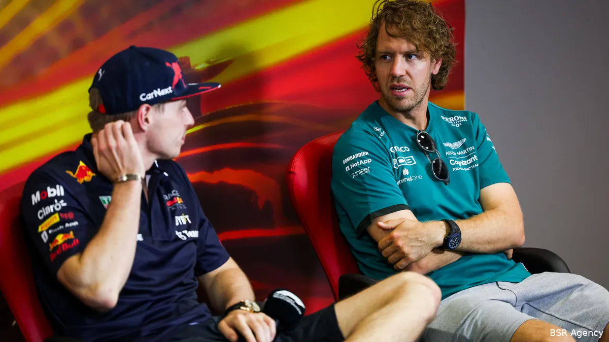 Sebastian Vettel doet onthulling over gesprek met Max Verstappen: 'Je ...