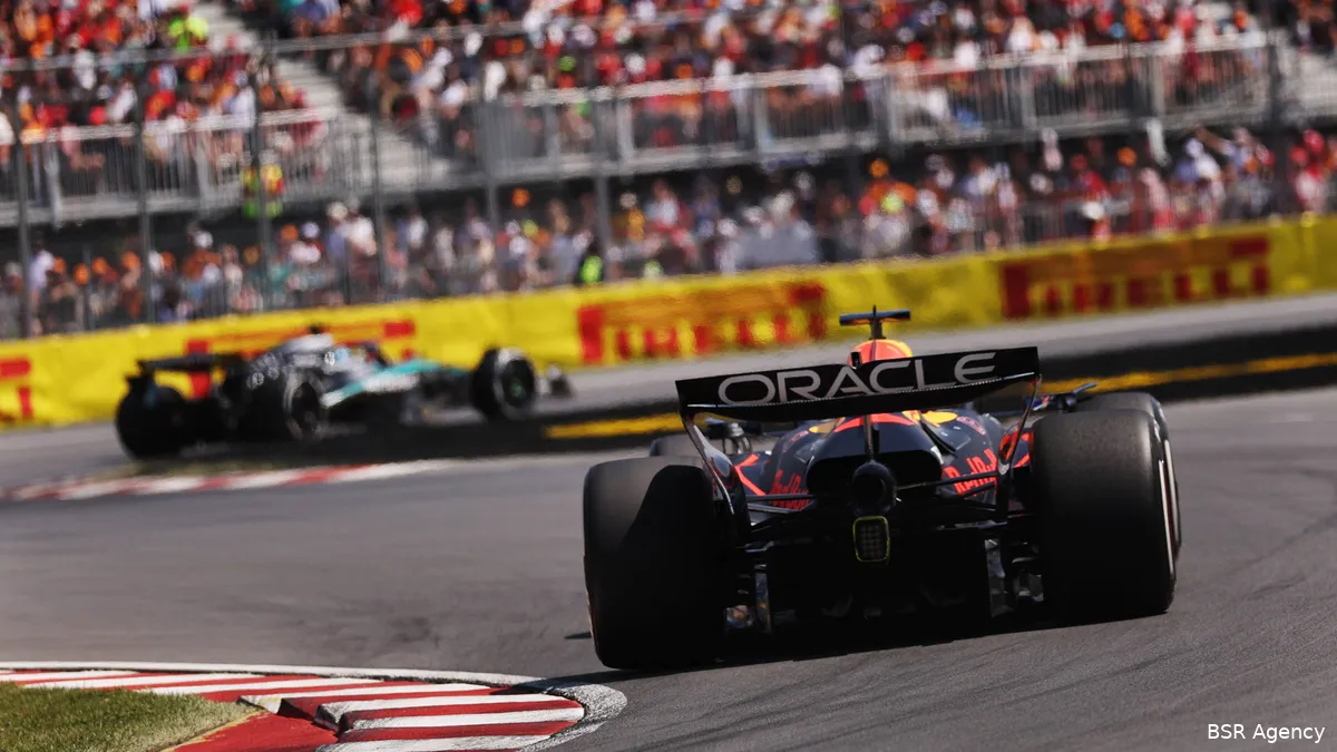 Will Buxton komt met helder bericht over mogelijke Mercedes-transfer Max Verstappen | GP33