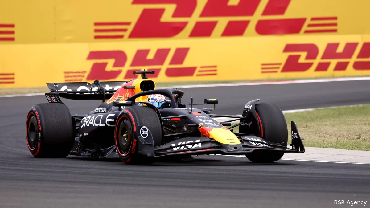 Max Verstappen geeft update over restant F1-seizoen en krijgt reactie van teambaas | GP33