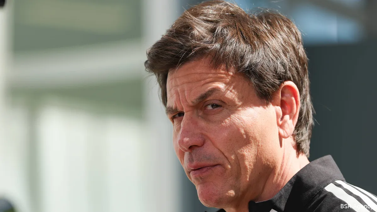Toto Wolff verrast en noemt Max Verstappen plots de 'beste aller tijden ...
