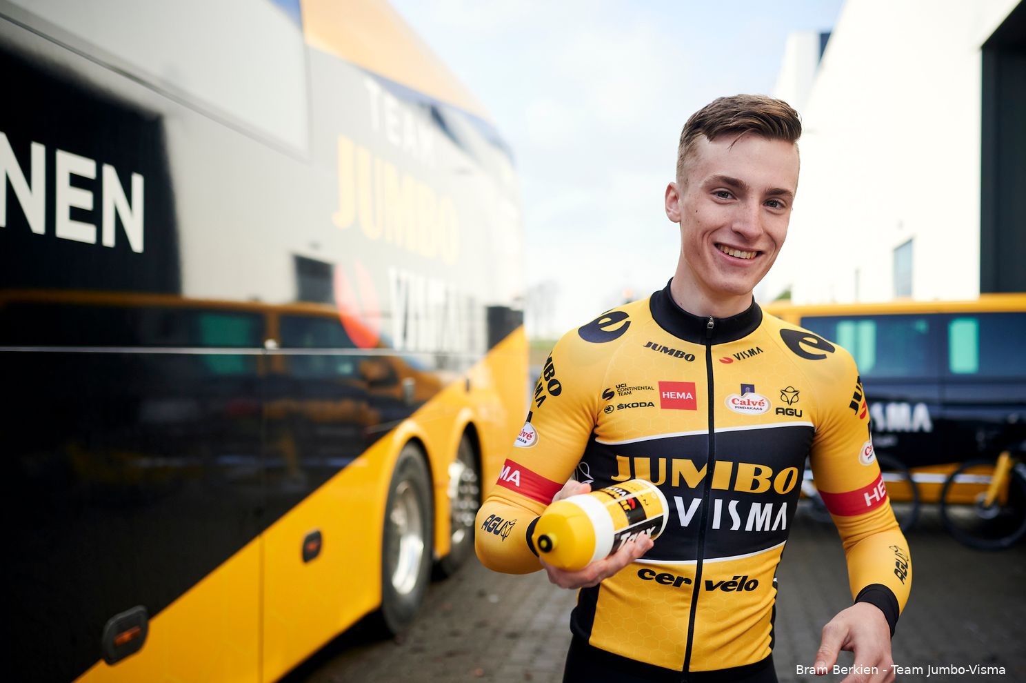 Loe van Belle met goed gevoel na WK tijdrijden: 'Er reden een paar ...