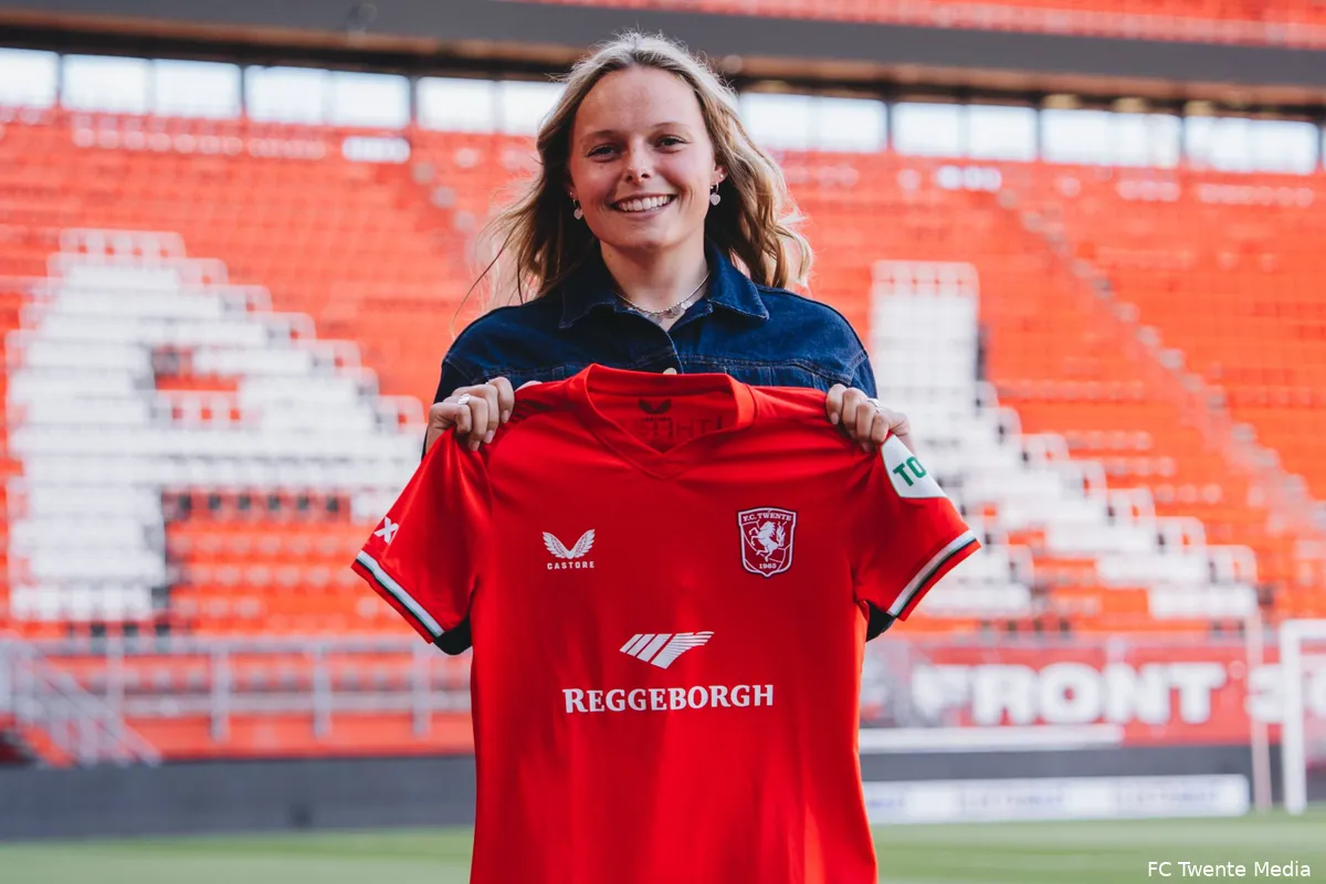 DONE DEAL: Topscorer blijft club trouw en tekent nieuw meerjarig ...