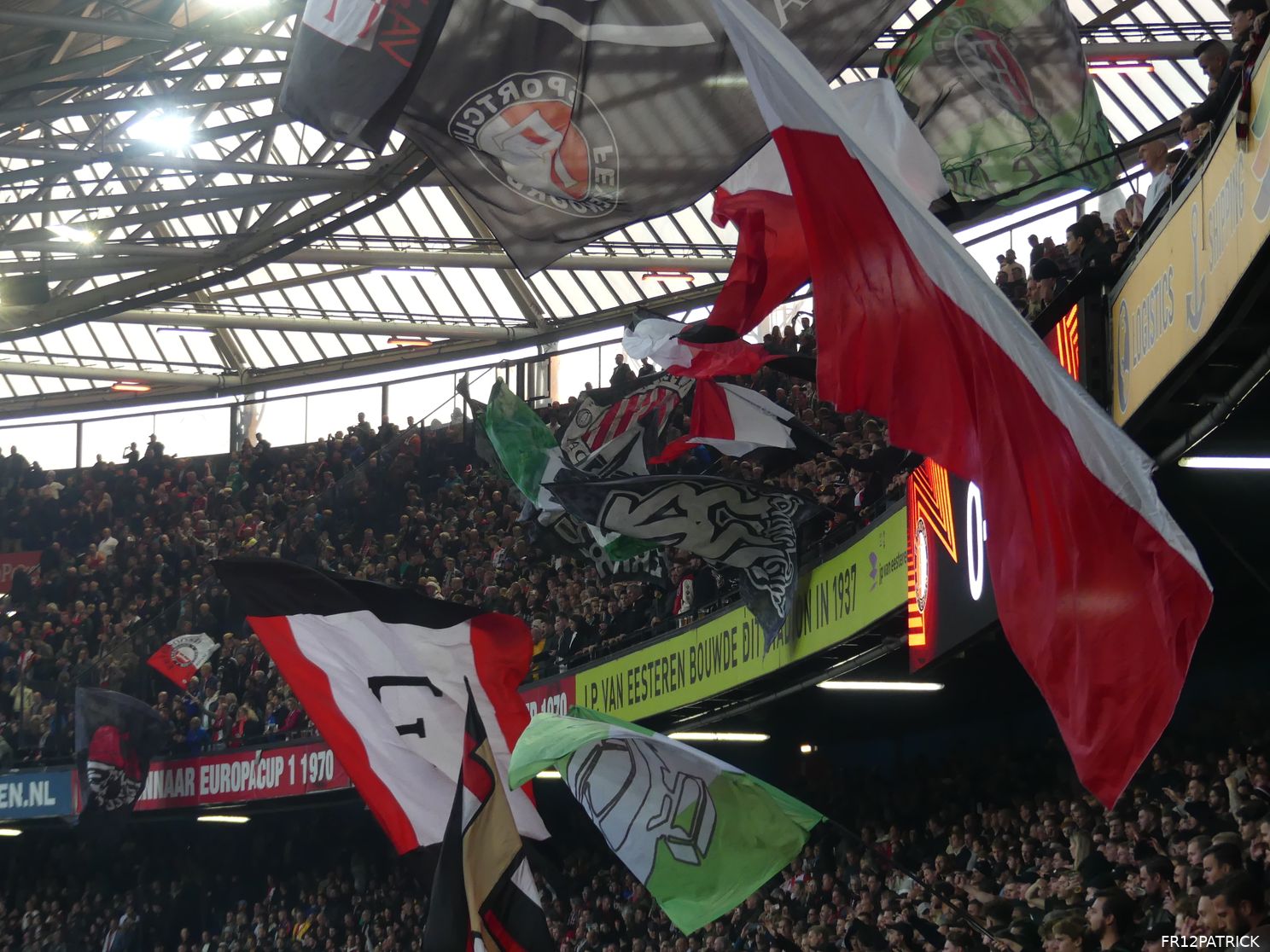 Fotoverslag Feyenoord - FC Midtjylland online | FR12.nl