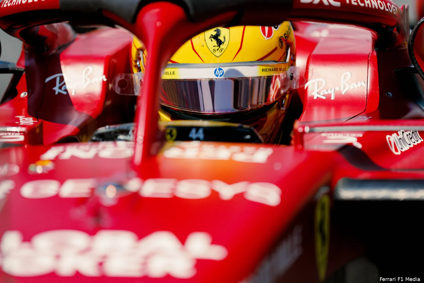 Mol haalt hard uit naar FIA en Britten na nieuw incident: 'Dit is echt ...