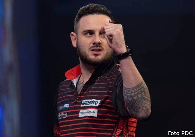 Joe Cullen de beste tijdens de Hungarian Darts Trophy