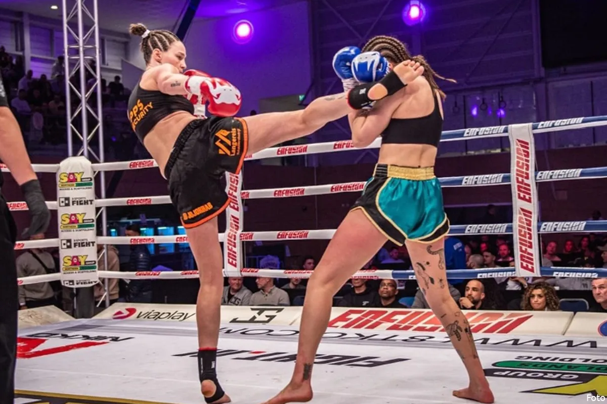 Jorina Baars prolongeert Enfusion kickbokstitel met winst op Emma ...