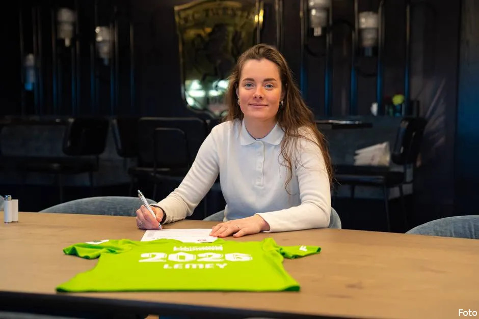 DONE DEAL: Lemey maakt overstap van Werder Bremen naar FC Twente (v) | Twenteinsite.nl