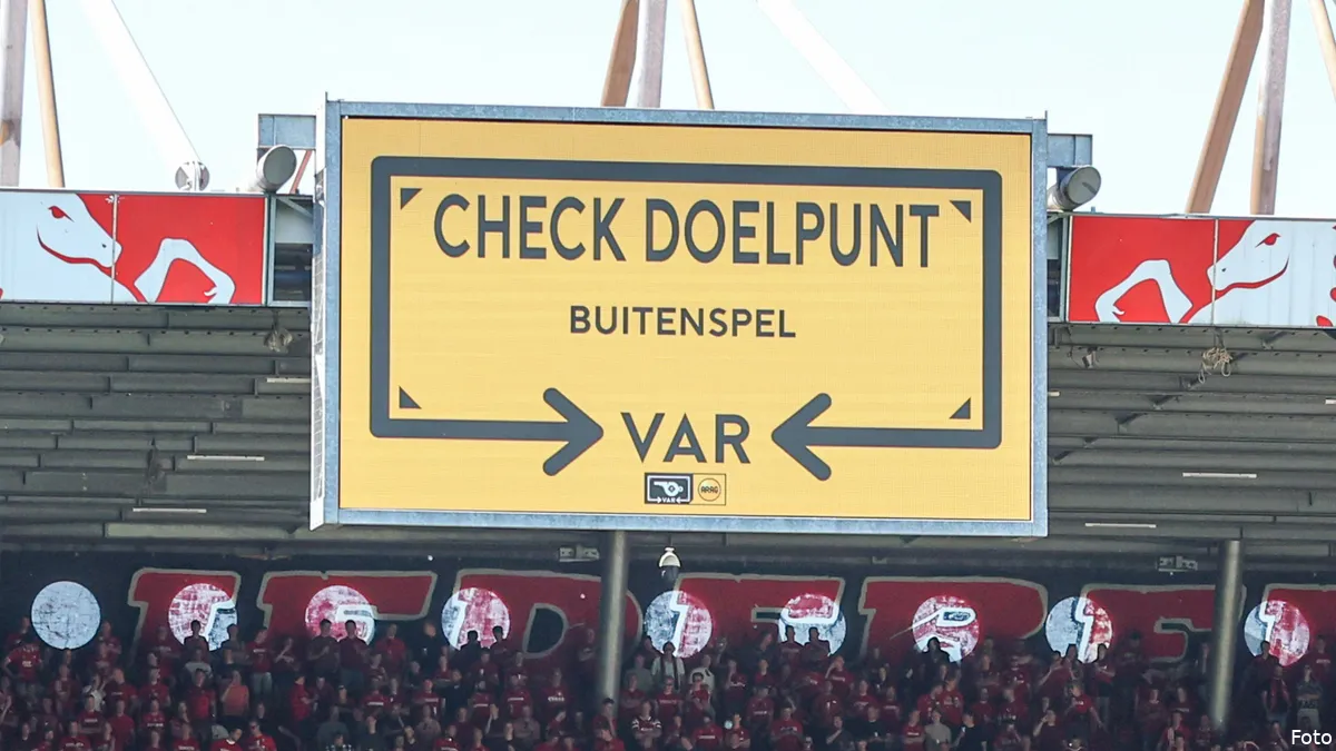 'FC Twente mag dit seizoen niet klagen over de VAR': "Ze zitten in de ...