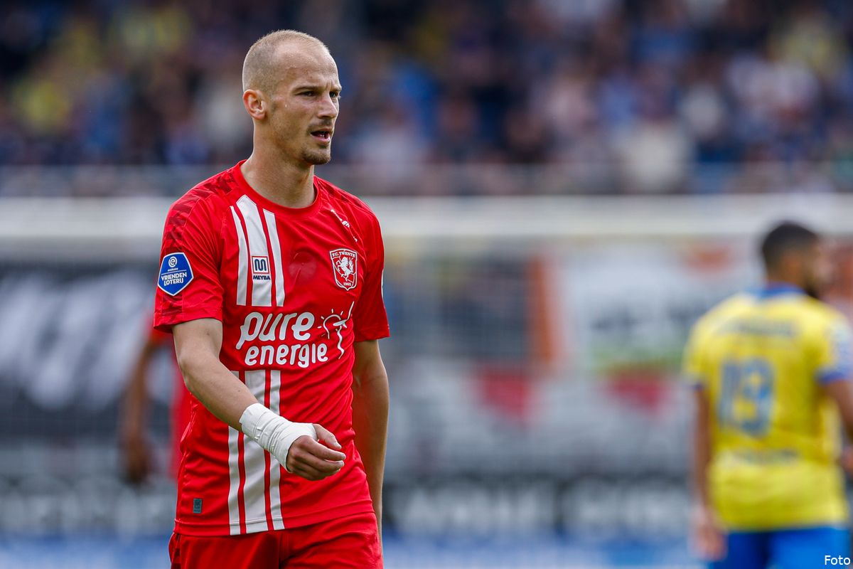 FC Twente niet onder de indruk van bod VfL Wolfsburg op Cerny