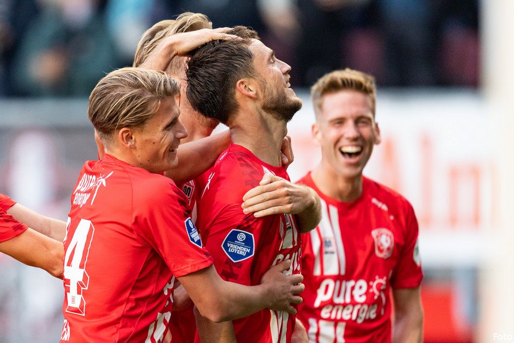 Elftal van de Week: Backs blinken weer uit, ook Van Wolfswinkel verdient plekje