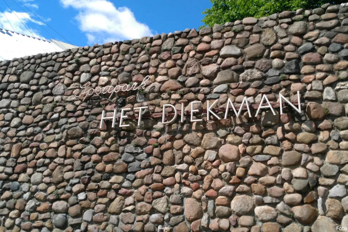 Throwback thursday: FC Twente neemt afscheid van het Diekman met ...