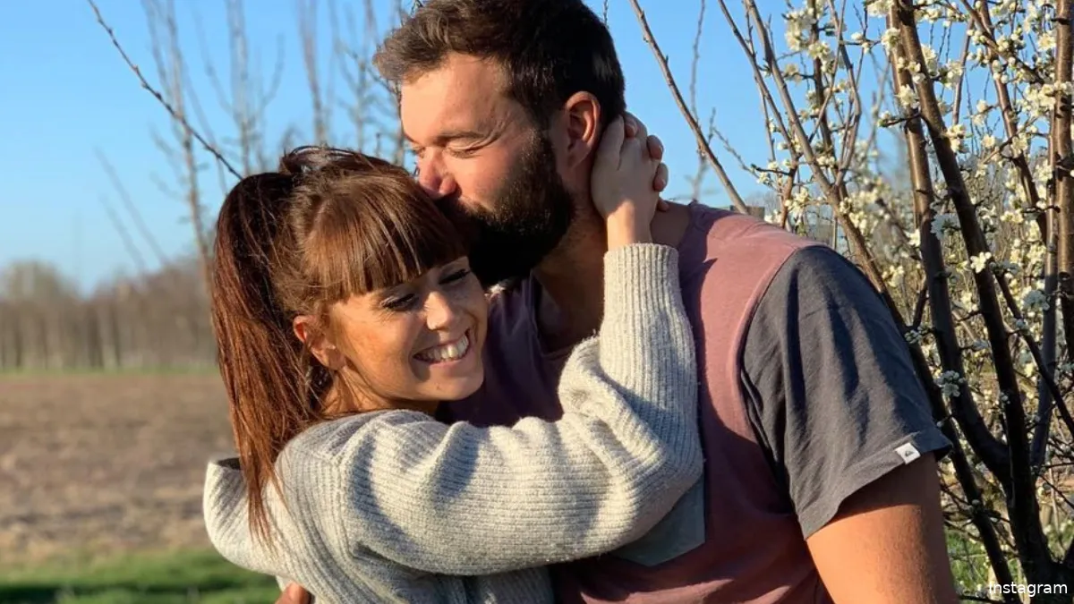 Jan en Romina uit 'Boer zkt Vrouw' doen harten smelten met foto van ...