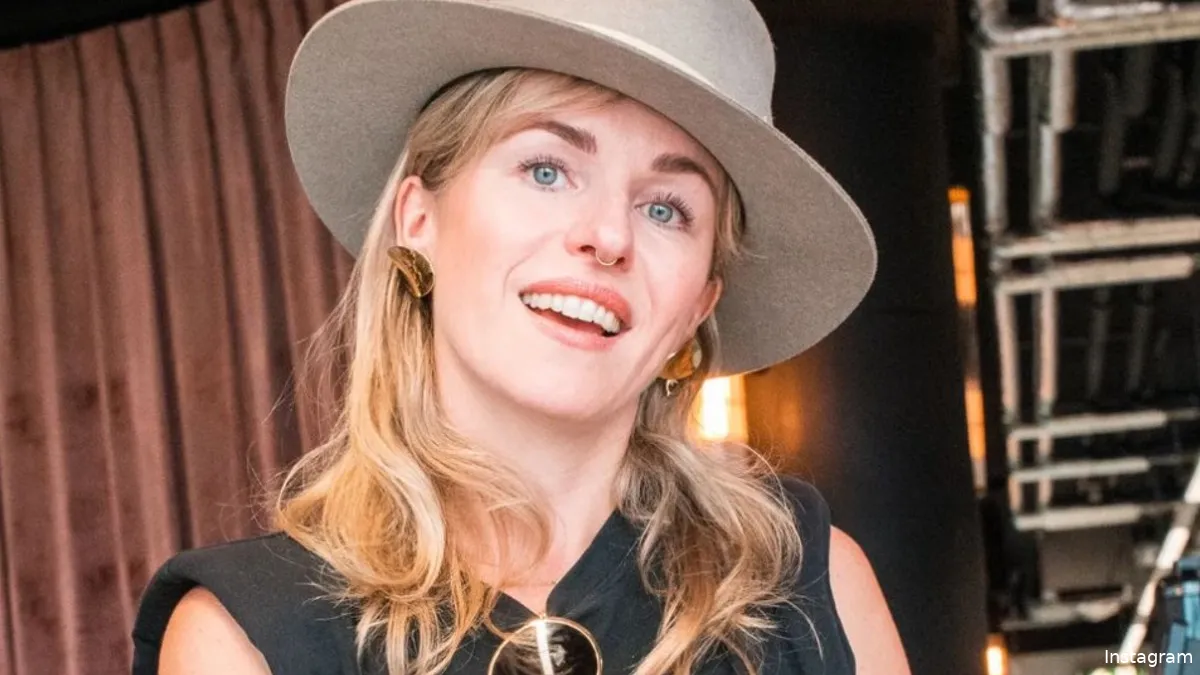 Josje Huisman ontroert met wondermooie beelden van pasgeboren zoontje ...