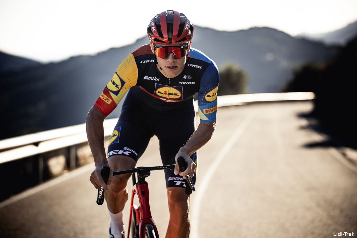 Milan beats Philipsen in ultra-exciting Tirreno sprint and achieves ...