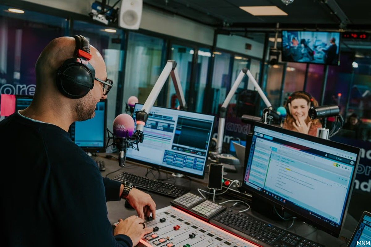 Radiozender MNM laat vertrouwde stem gaan: "Merci voor alle mooie momenten"