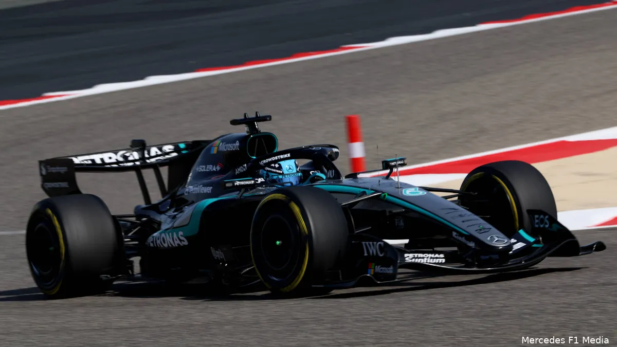 Mercedes deelt verontrustend bericht over nieuwe W17 in Bahrein | GP33