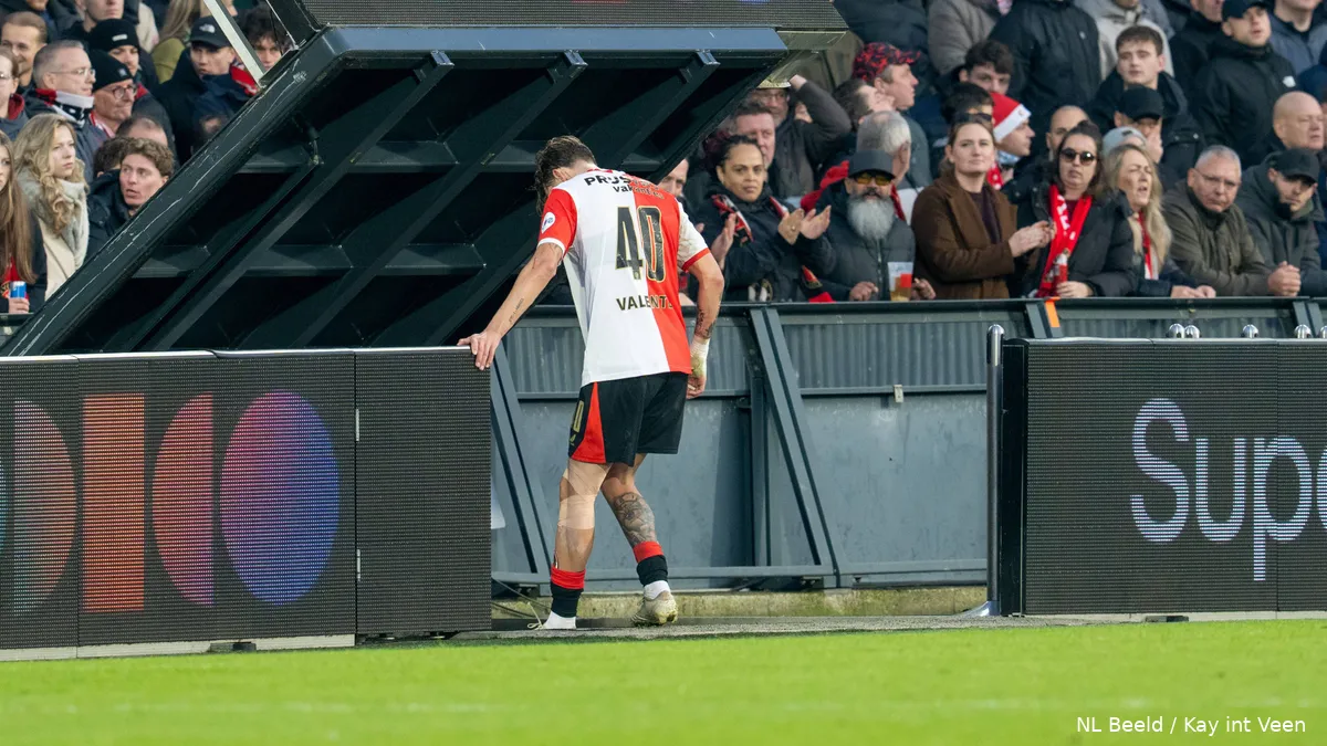 Valente ontbreekt door rode kaart tegen 'favoriete tegenstander ...