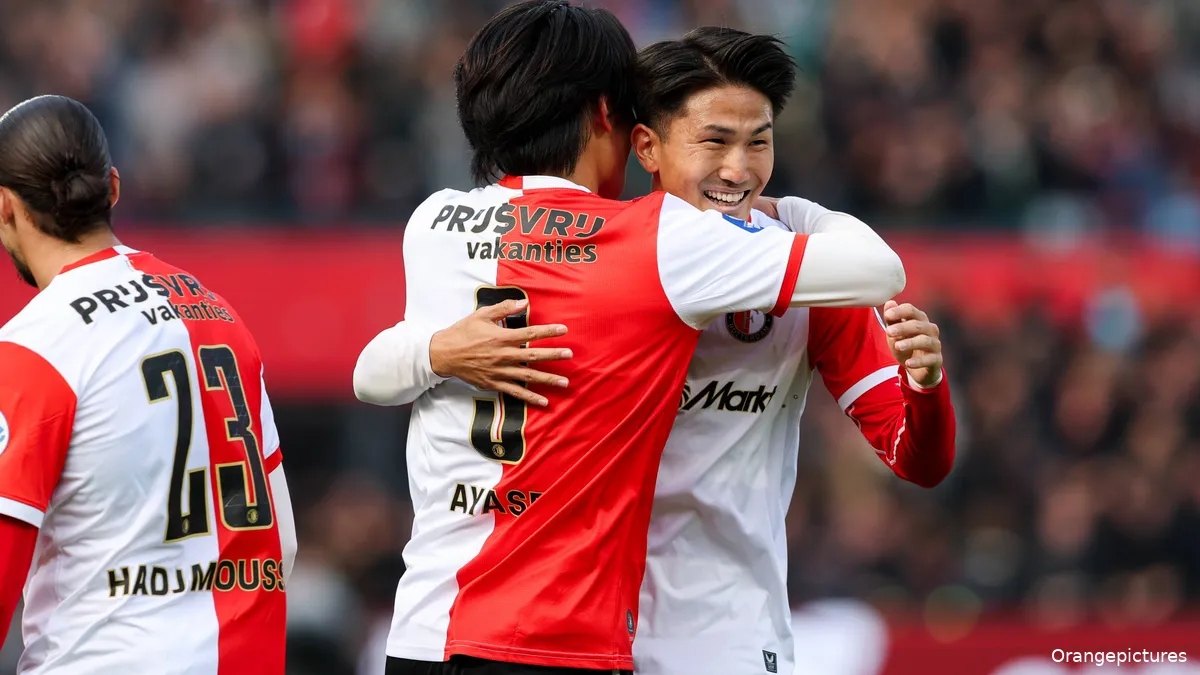 Ueda en Watanabe winnen met Japan van Ghana | FR12.nl