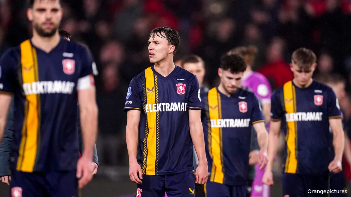 Samenvatting PSV - FC Twente seizoen 2023-2024 (1-0) | Twenteinsite.nl