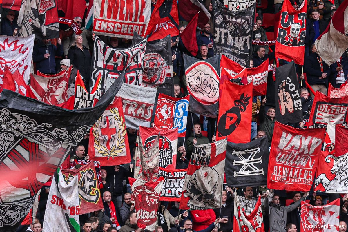 Vak-P gaat gesprek aan met supporters vak 104 na aangekondigde ...