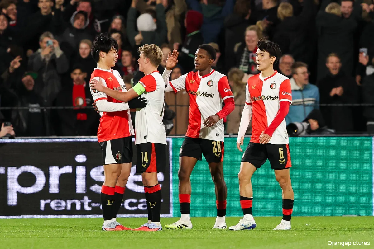 ''Ueda kan zondag spelen, daar was Van Persie heel duidelijk in'' | FR12.nl