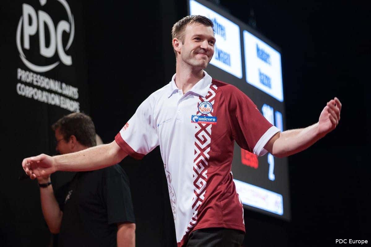 Razma ondervindt gevolgen van pandemie: 'Na elk toernooi moet ik tien ...