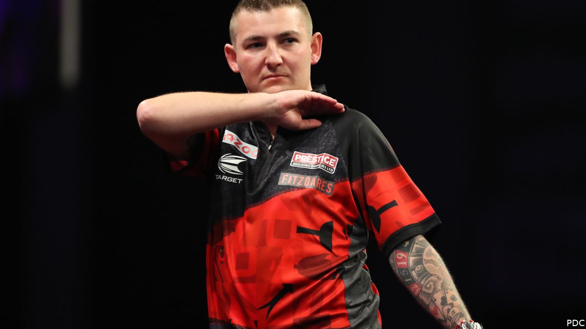 Astonishing scenes as Aspinall misses nine-dart finish and further ...