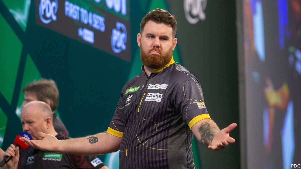 Scott Williams hits sensitive nerve with World War joke after defeating ...