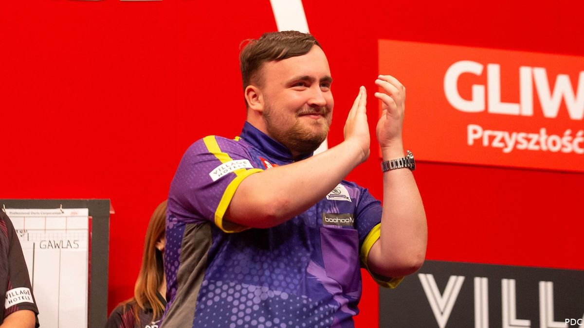 ''It's an amazing feeling to lift trophies in front of massive crowds ...