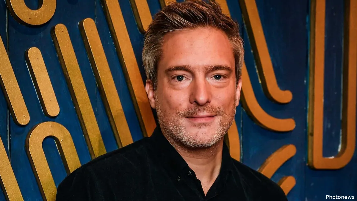 'De Mol'-presentator Gilles De Coster compleet gebroken na plots overlijden: "Vaarwel krijger ...