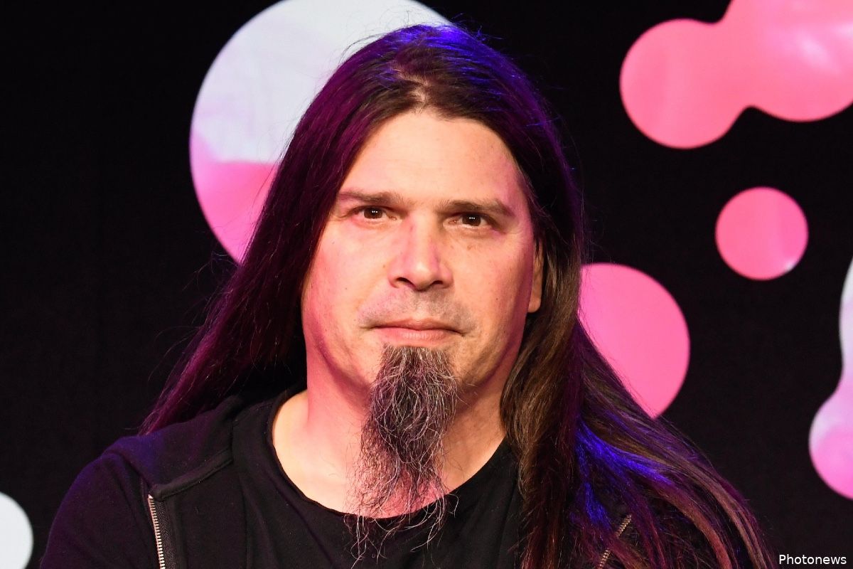 Hoe gaat het nog met Peter Evrard uit 'Idool'? Zanger komt plots met ...