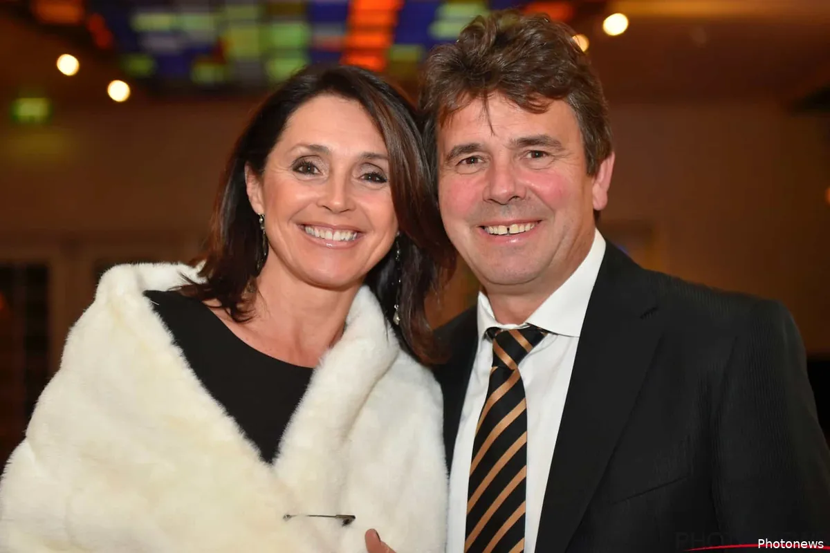 Clement, de zoon van Wendy Van Wanten, is 22 geworden: zo ziet hij er ...