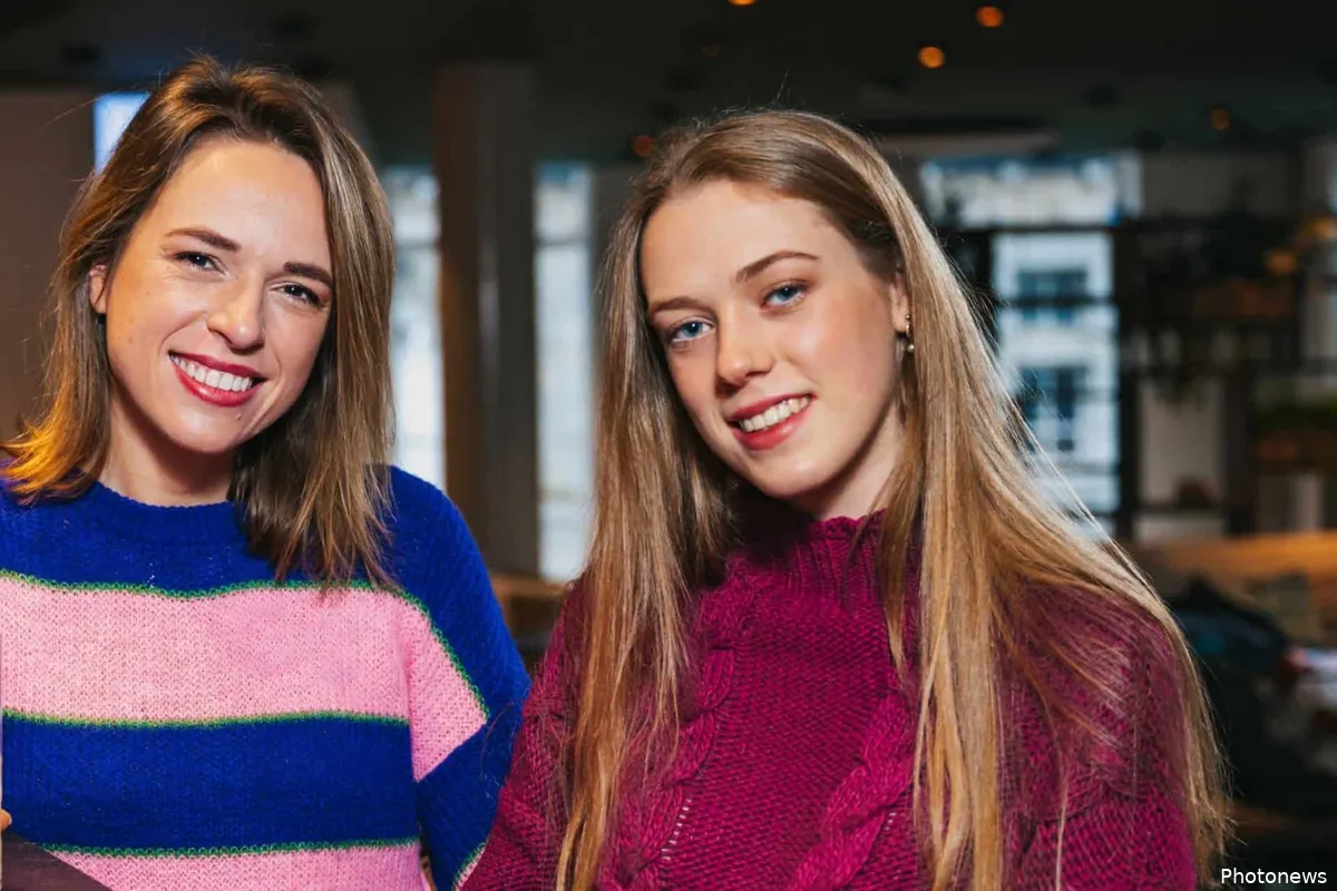 "We zijn al een jaar samen": Iluna Timmerman stelt voor het eerst haar ...