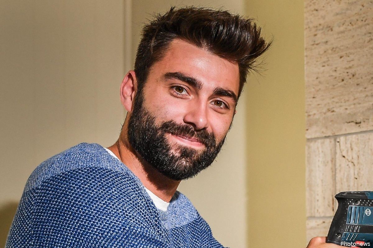 "Wow, zo hot!": Sieg De Doncker overstelpt met reacties nadat halfnaakt ...