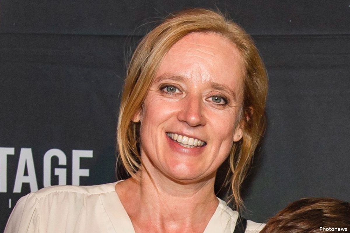 "Als twee druppels water": 'Thuis'-actrice Vanya Wellens deelt magnifieke beelden van twee dochters