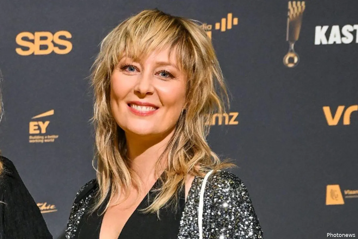 Radiostem Elke Van Mello (43) in blijde verwachting van eerste kindje ...