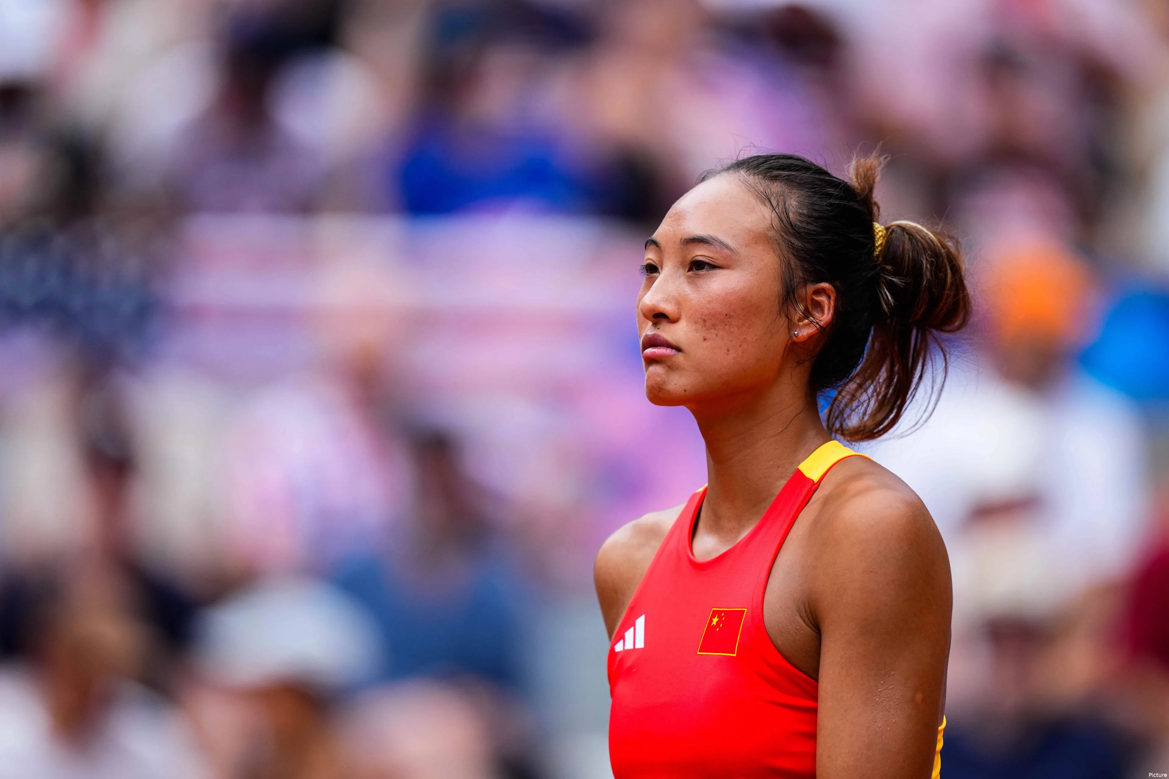 Qinwen Zheng setzt sich gegen Amanda Anisimova durch und sorgt für ein ...