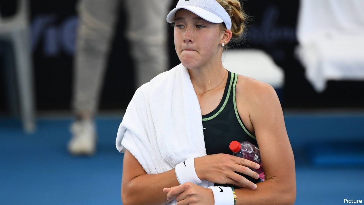 16-year-old sensation Mirra ANDREEVA seals crushing win to complete Australian Open preparations ...