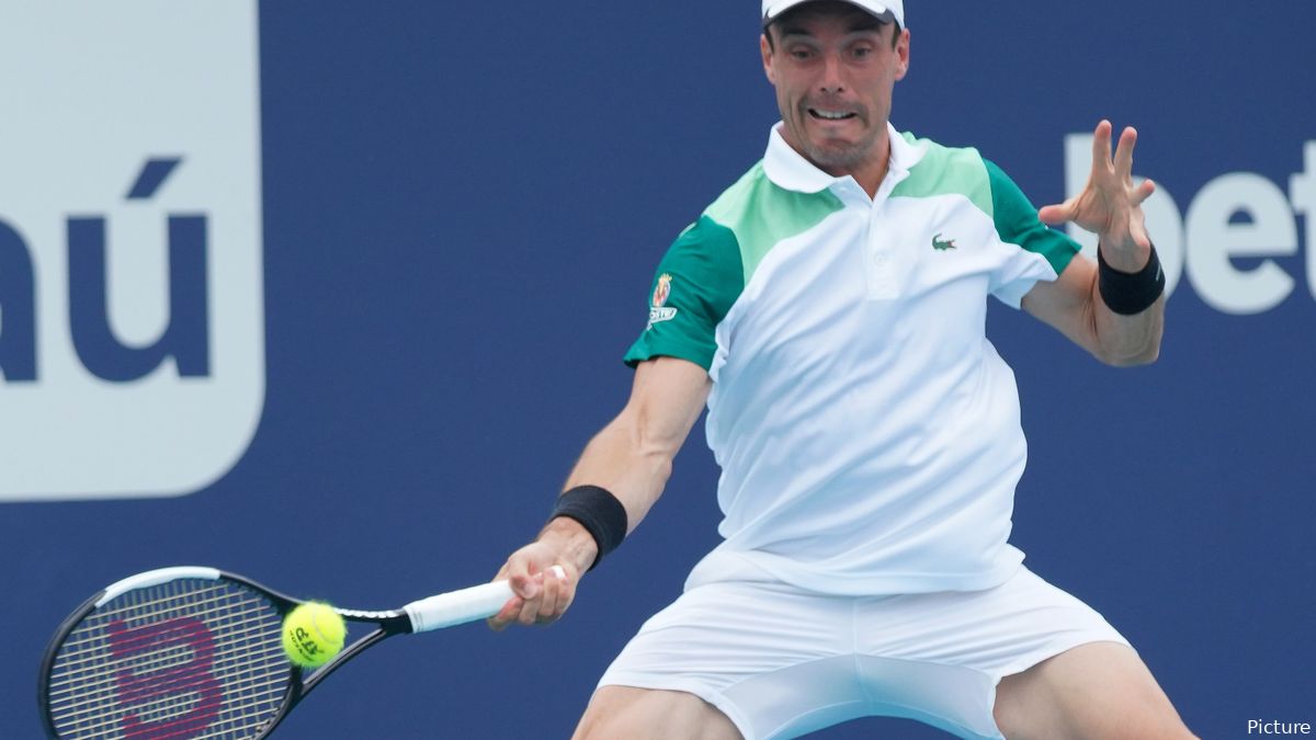 Roberto Bautista Agut Endures Gruelling Match Against Murray In