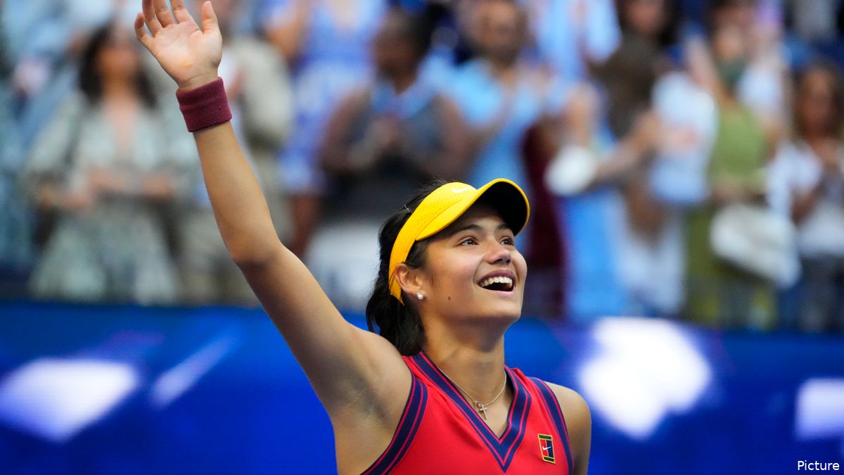 "I'm really happy with this" says Emma Raducanu after winning BBC ...