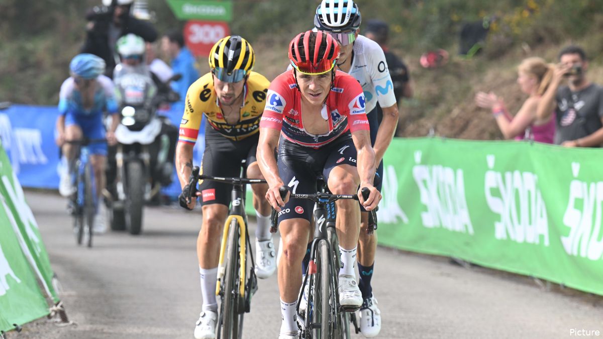 Remco Evenepoel aware of Giro d'Italia threats: "My biggest opponent ...